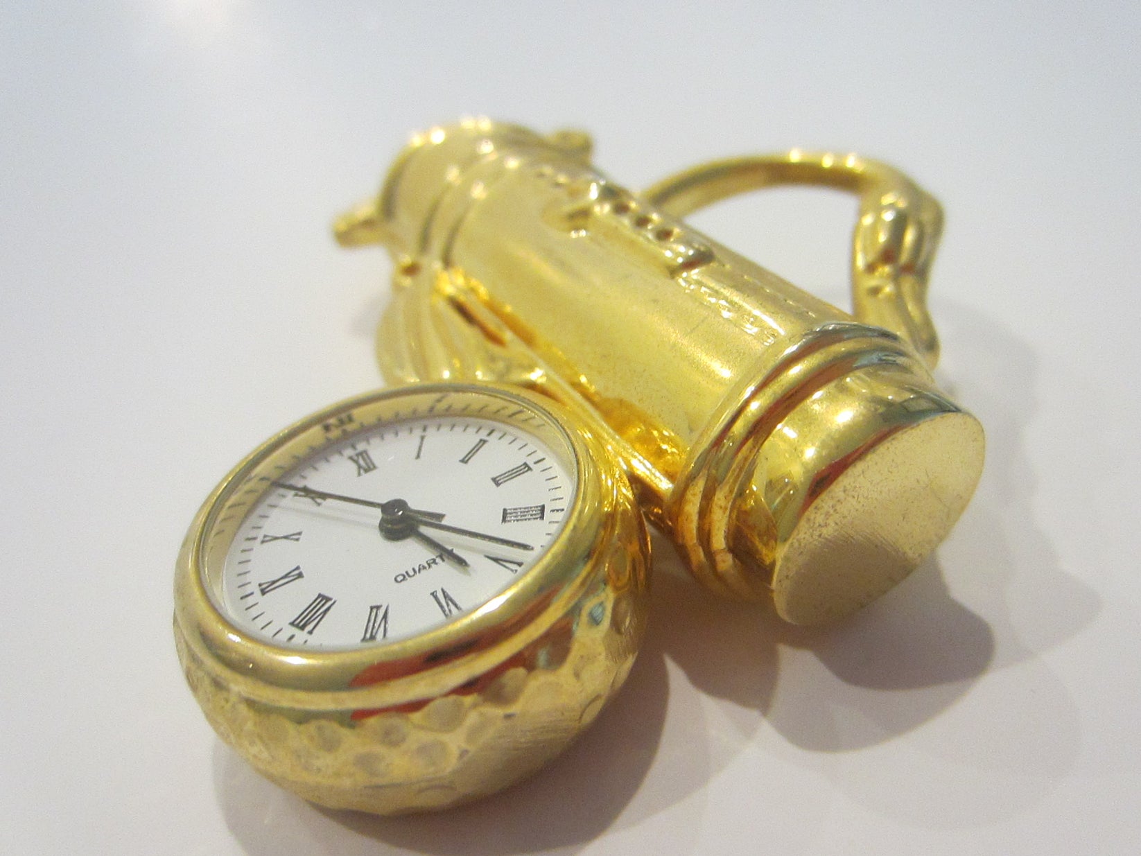 Mini Brass Quartz Golf Clock White Dial – Designer Unique Finds