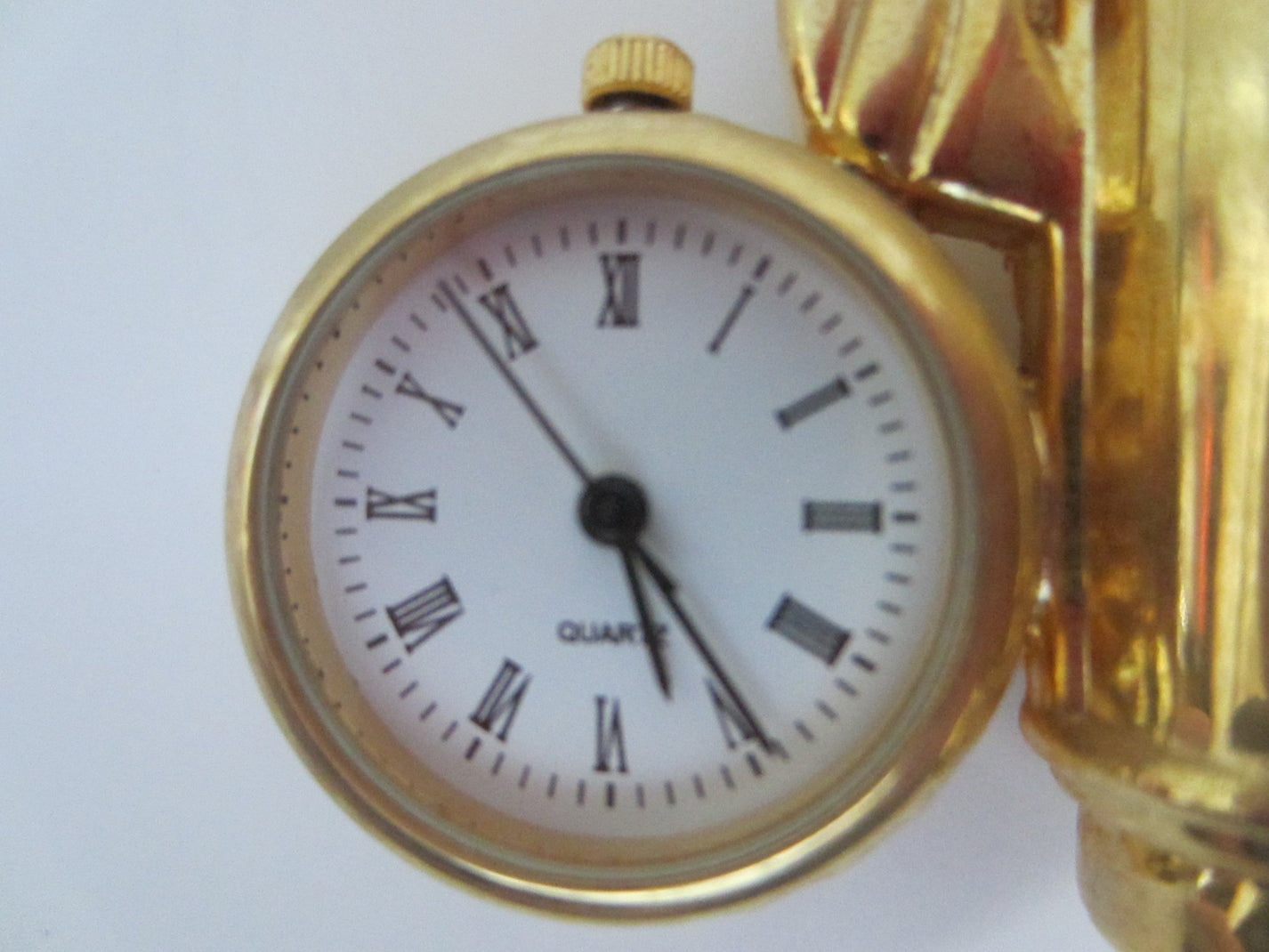 Mini Brass Quartz Golf Clock White Dial – Designer Unique Finds