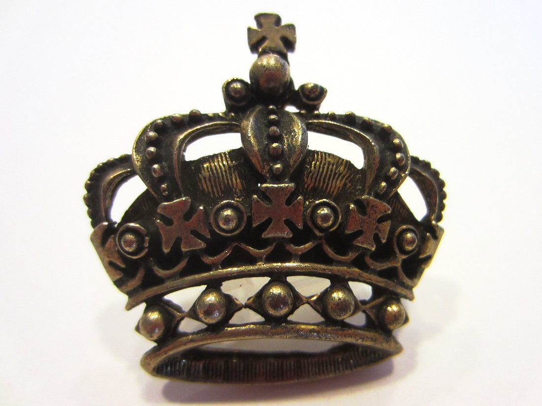 Victorian Style Crown Crested Brass Brooch – Designer Unique Finds