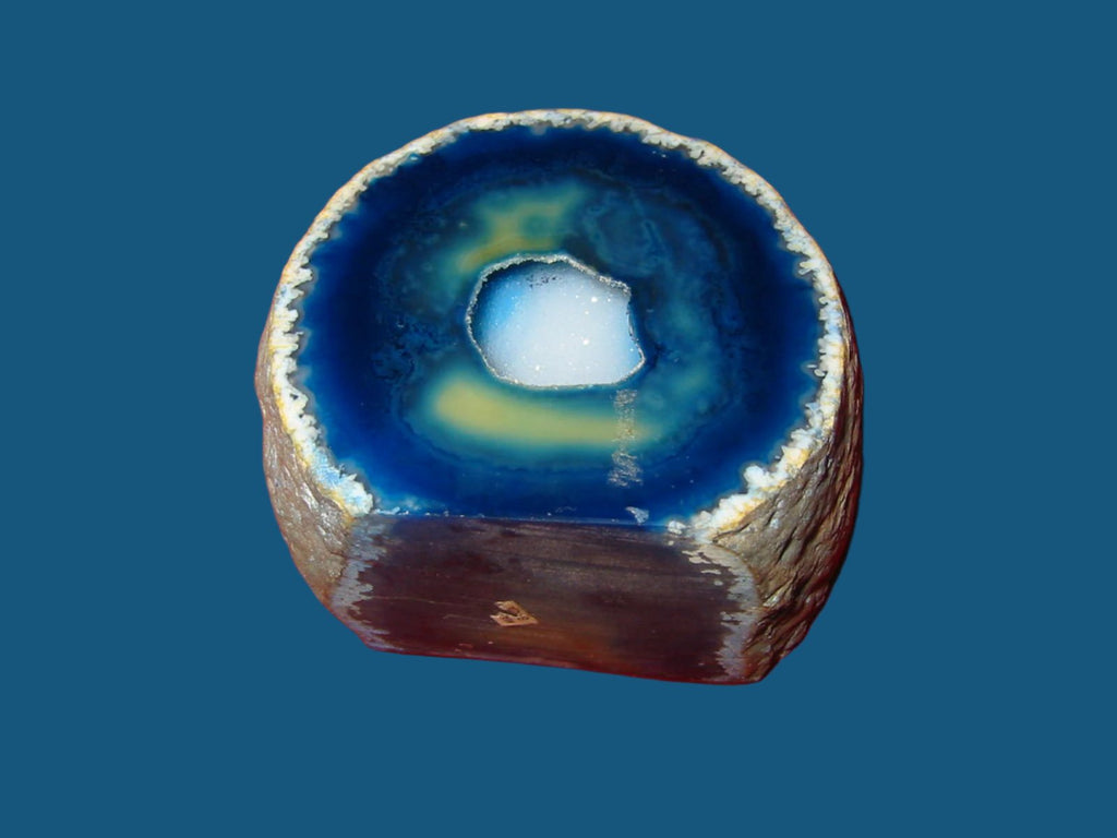 Icy Cut Blue Agate Brazilian Geode – Designer Unique Finds