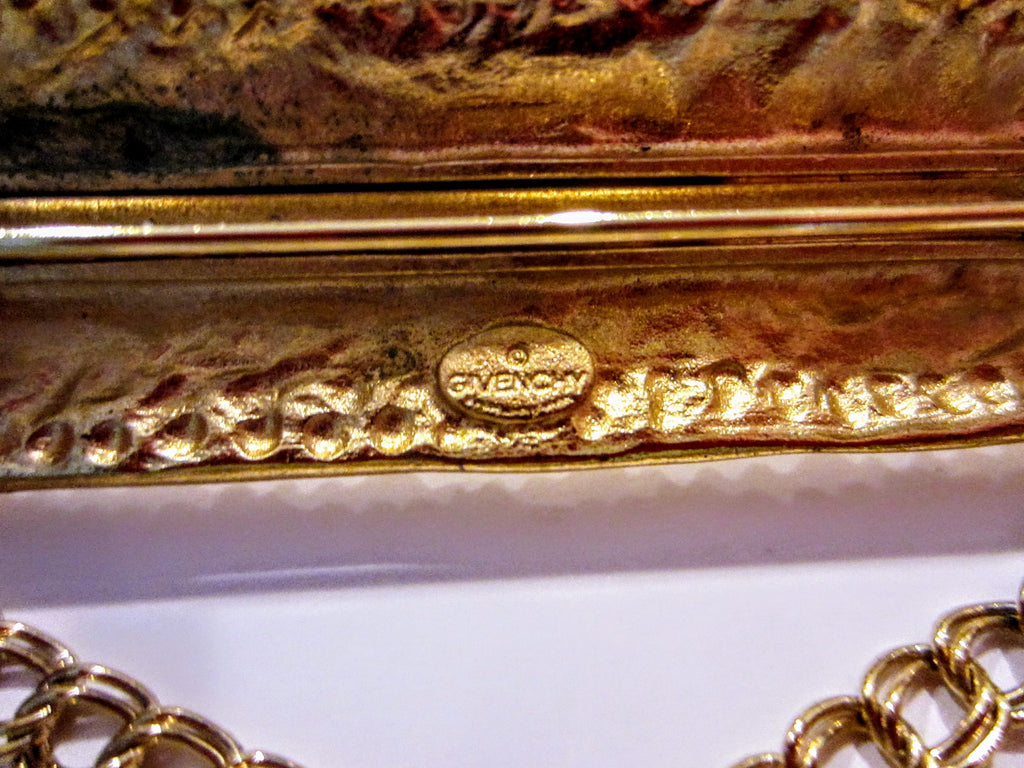 Givenchy Charms Bar Brooch On Link Chain – Designer Unique Finds