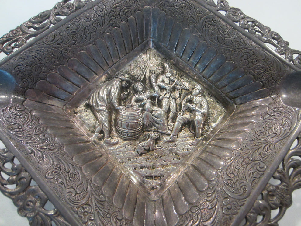 Silver Figurative Square Music Theme Ashtray Hallmarked – Designer ...