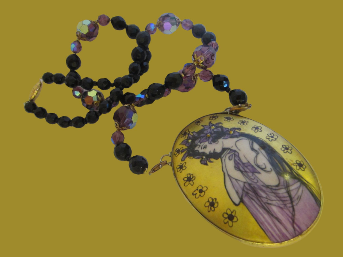 San Diego Porcelain Society Maria Samms Gold Frame Portrait Pendant ...