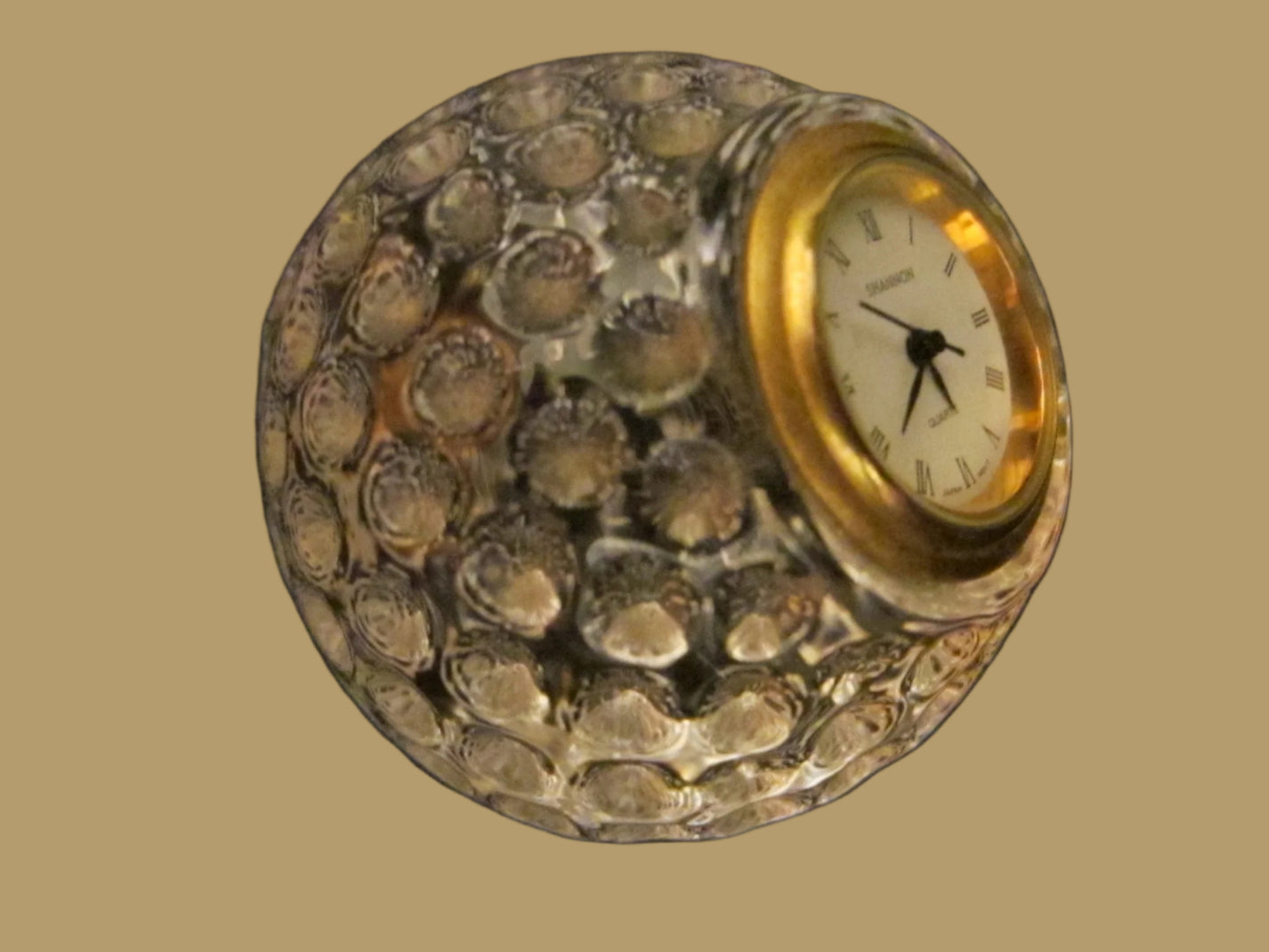 Shannon Crystal Golf Ball Quartz Clock White Dial Japan Movement ...