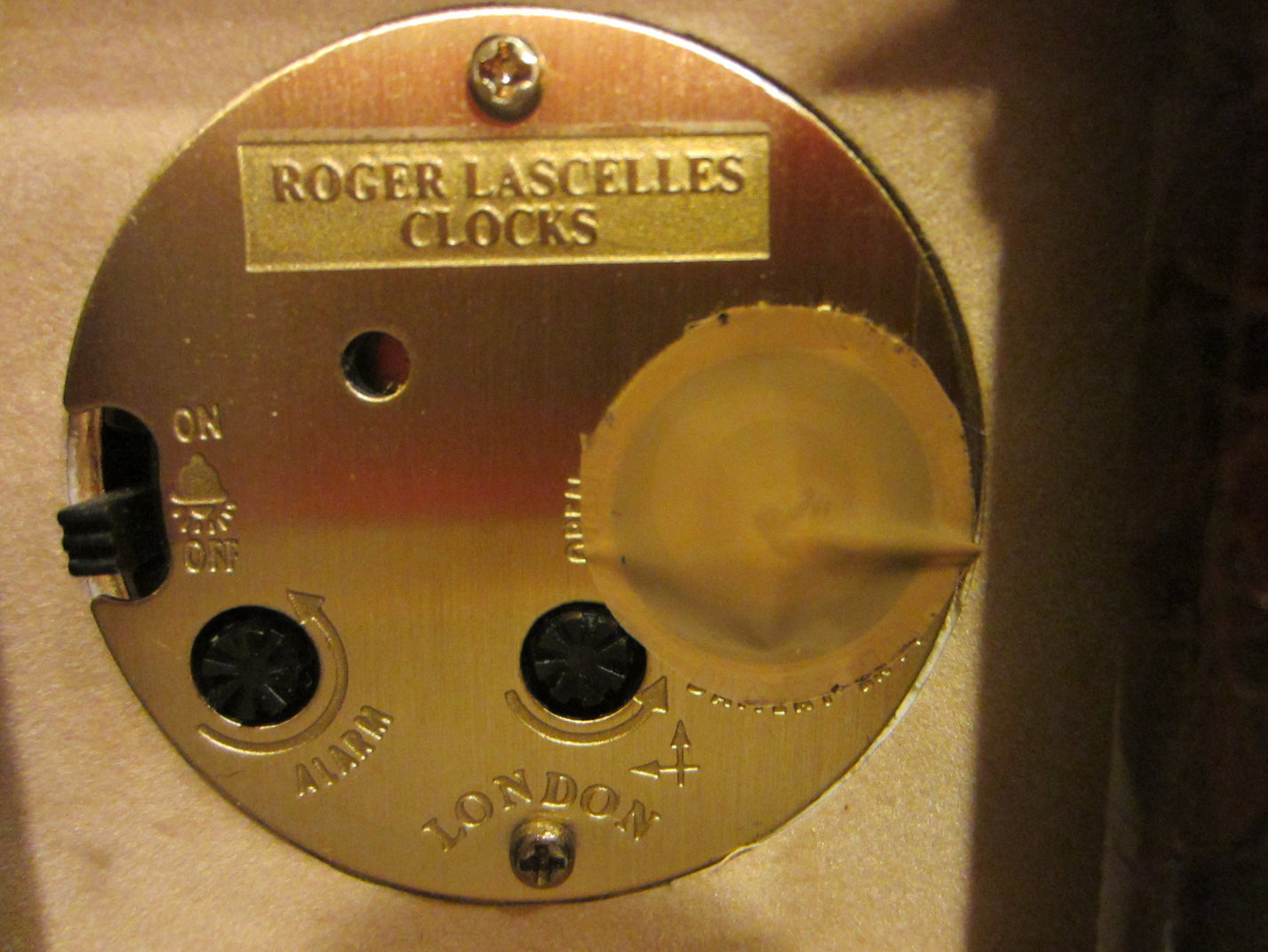 Roger Lascelles London Quartz Travel Clock – Designer Unique Finds