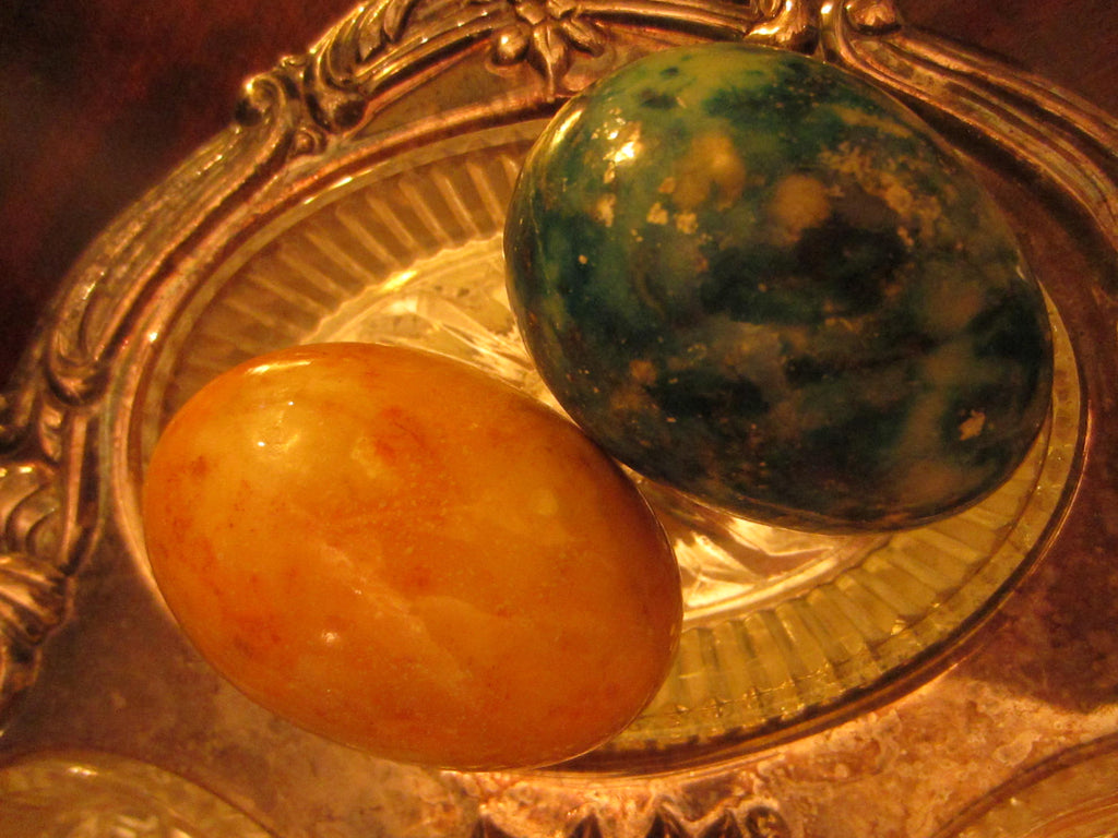 Colorful Marble Alabaster Eggs Suite of Eight – Designer Unique Finds